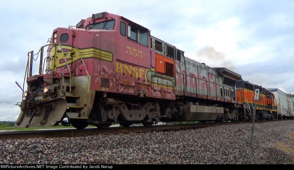 BNSF 555 West
